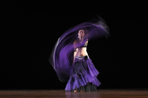 Bauchtanz Kurs Zürich - Orientalischer Tanz Übungen - Bauchtanz Show buchen